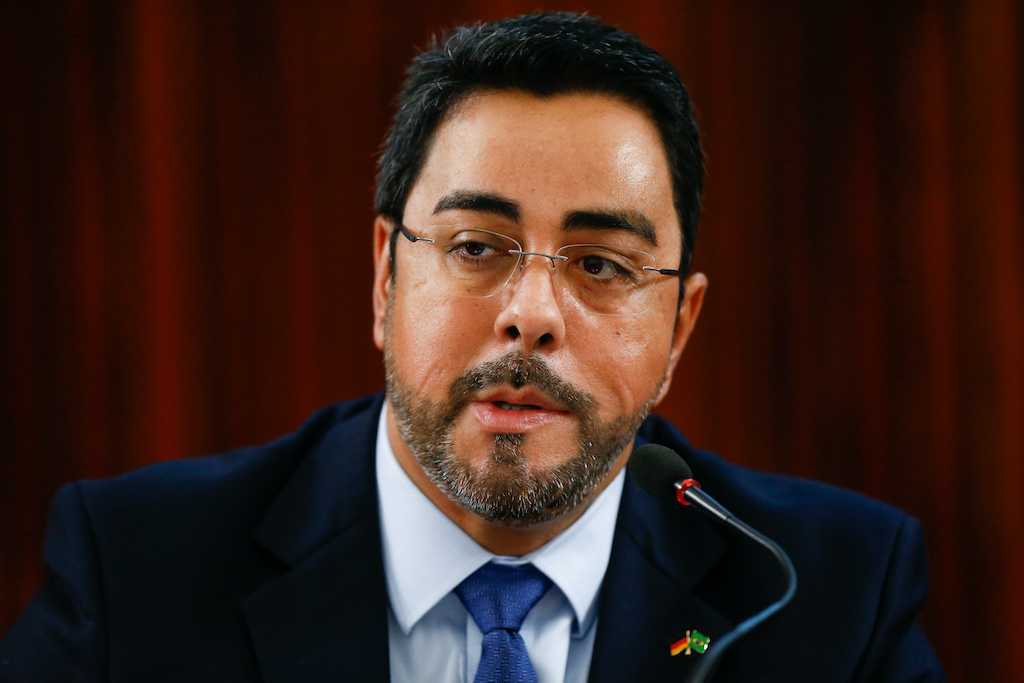 O ataque final a Bretas - O Bastidor